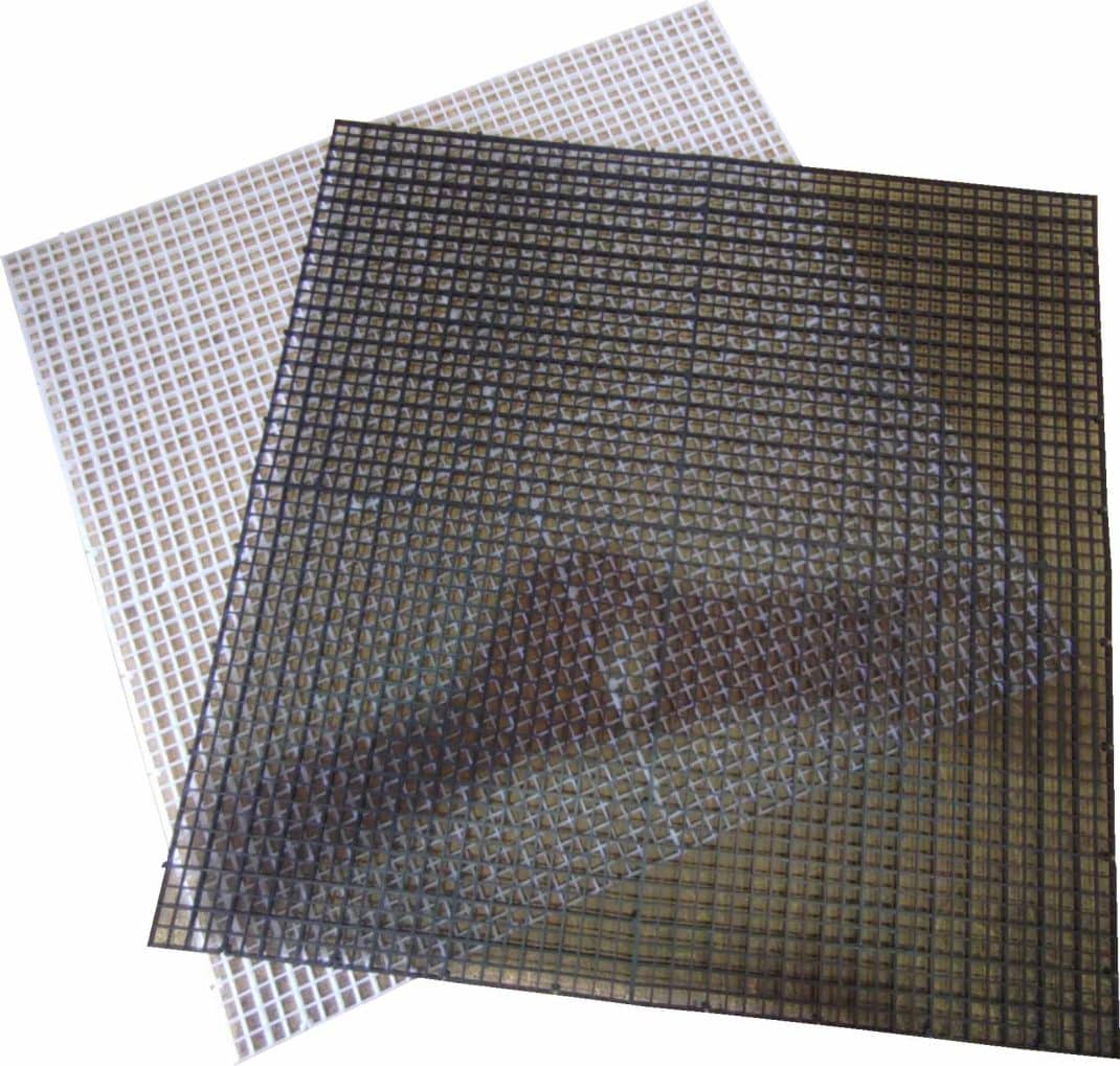 Egg Crate Medium-Duty White (60x60cm) – Aqua Premium